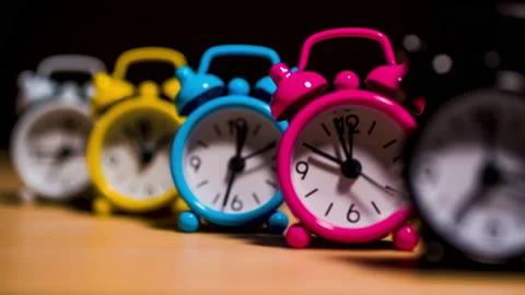 Time Time Running Clocks Stock Videos – Royalty-Free HD & 4K Videos | Pond5