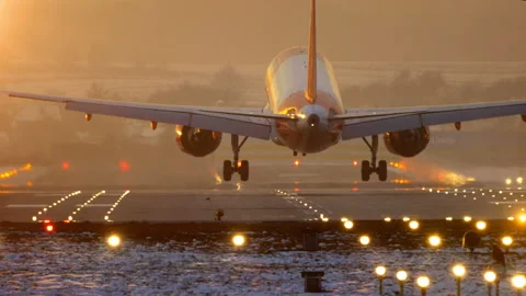 Airport Runway] Stock Videos – Royalty-Free HD & 4K Videos | Pond5