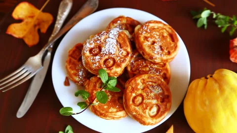 Pancakes Smile Stock Videos – Royalty-Free HD & 4K Videos