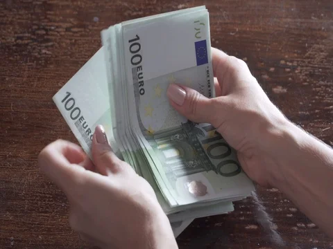 4000 euros to dollars store