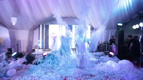 Paper Dolls Show Stock Videos – Royalty-Free HD & 4K Videos | Pond5