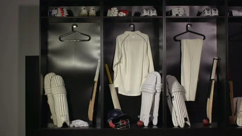 Locker Room Chwnging Stock Videos – Royalty-Free HD & 4K Videos | Pond5