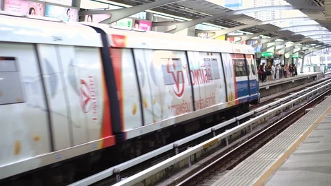 Crowd of Commuters Waiting To Board Trai... | Stock Video | Pond5