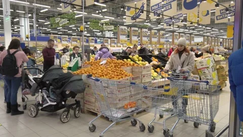 Crowd of people in the supermarket, depa... | Stock Video | Pond5