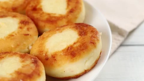 Photo S\\\ Stock Videos – Royalty-Free HD & 4K Videos | Pond5