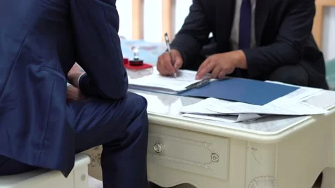 Dokument Hi Stock Videos – Royalty-Free HD & 4K Videos