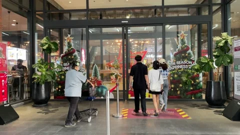 Banner Baung Stock Videos – Royalty-Free HD & 4K Videos