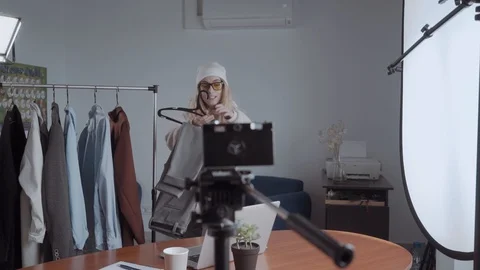 Cute_Cute Recording Stock Videos – Royalty-Free HD & 4K Videos | Pond5