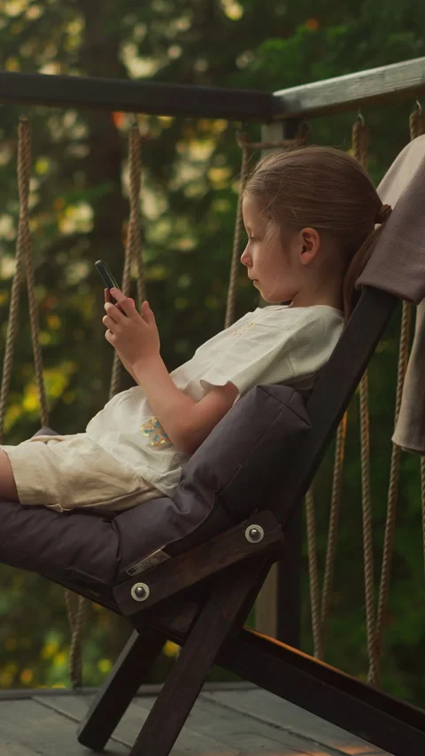 Amoug Videos Stock Videos – Royalty-Free HD & 4K Videos