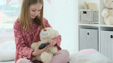 Scroller Girls Small Stock Videos – Royalty-Free HD & 4K Videos | Pond5