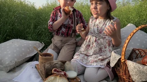 Cute Bakery Bread Stock Videos – Royalty-Free HD & 4K Videos