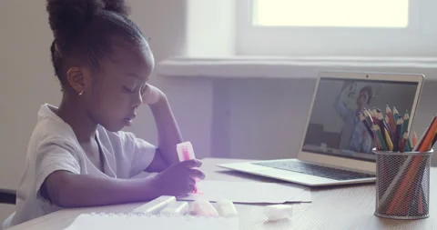 Paper Tutorals Stock Videos – Royalty-Free HD & 4K Videos | Pond5