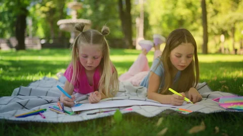 Cute Friendship Drawing Stock Videos – Royalty-Free HD & 4K Videos | Pond5