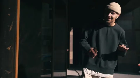 Funny Loop Stock Video Footage | Royalty Free Funny Loop Videos | Pond5