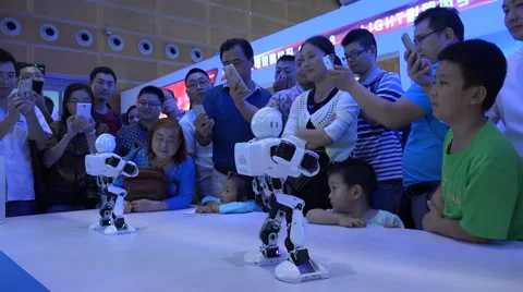 Dancing Robots Song Stock Videos – Royalty-Free HD & 4K Videos