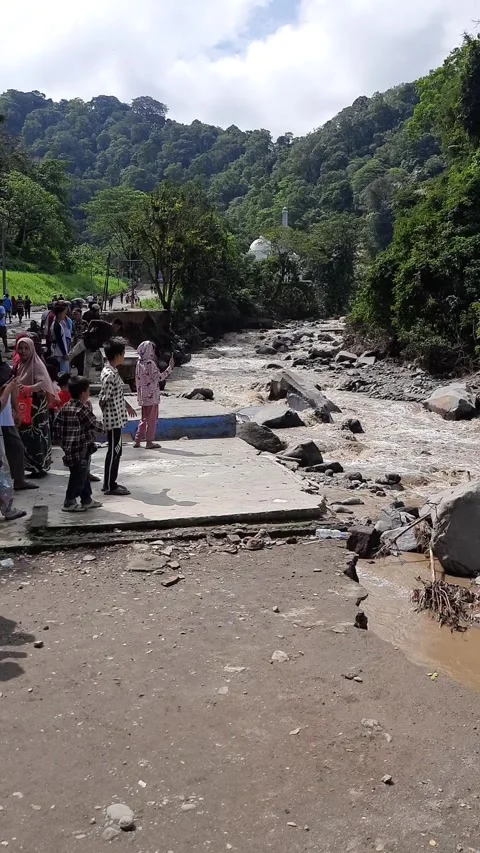 Di Part Stock Videos – Royalty-Free HD & 4K Videos