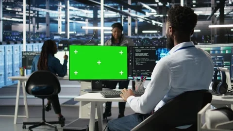Data center IT expert uses green screen ... | Stock Video | Pond5