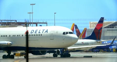 Delta Air Lines commercial jet airplanes... | Stock Video | Pond5