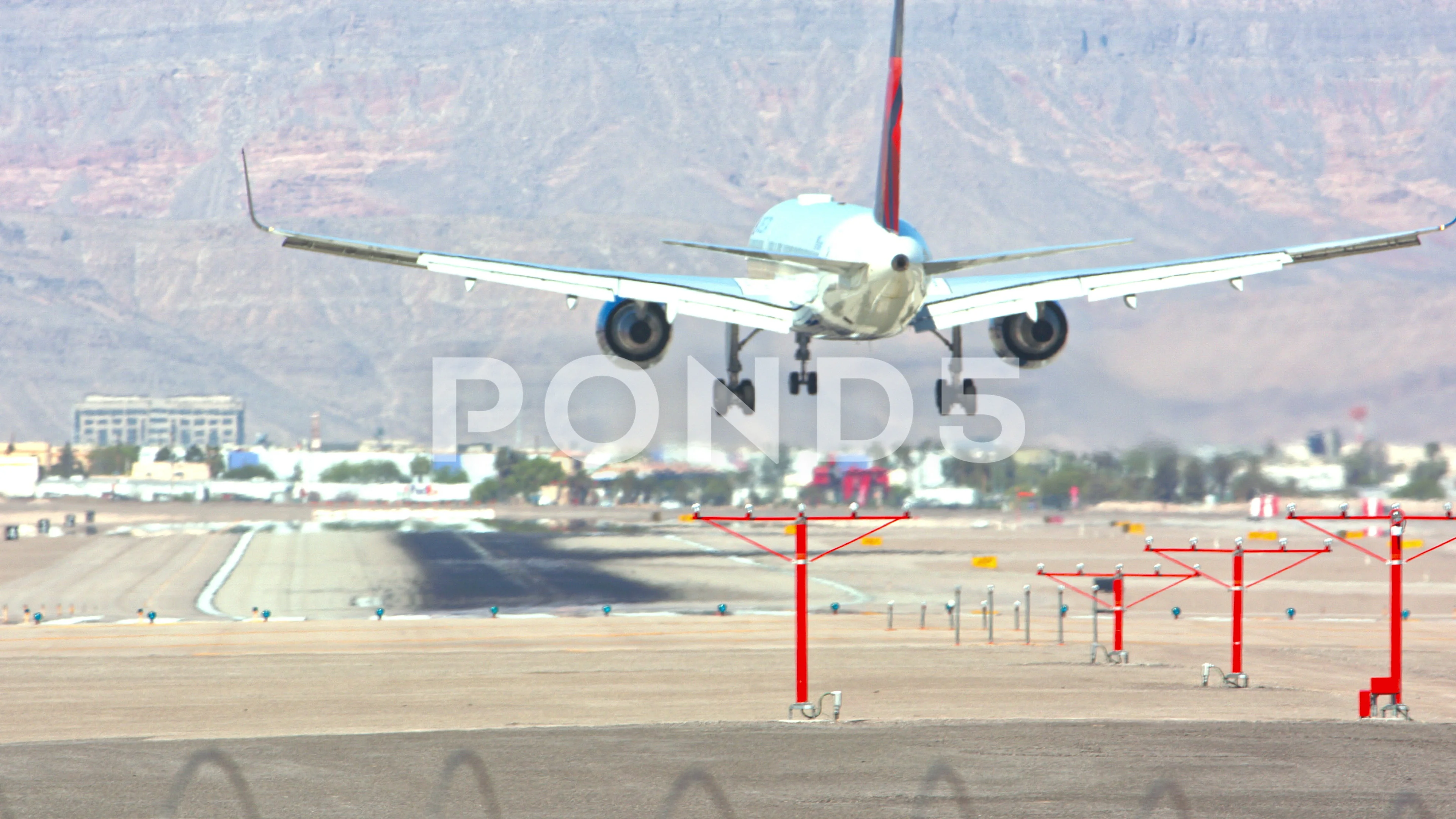 Landing In Las Vegas Airport Growing Pains: How Soon Could Las Vegas