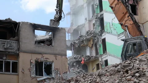 Demolition of a high-rise building. The ... | Stock Video | Pond5