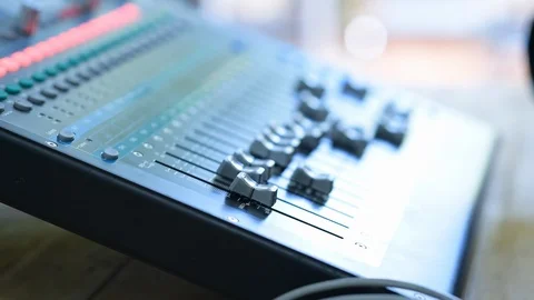 Spectrum Analyzer Stock Footage ~ Royalty Free Stock Videos | Pond5