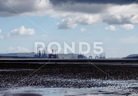 Photograph: Disused drilling and shallow-water rigs clog Scotland's ...