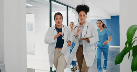 Doctors Running Stock Videos – Royalty-Free HD & 4K Videos