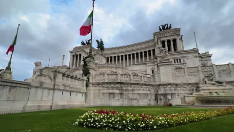 Dolly forward shot Altare della Patria B... | Stock Video | Pond5