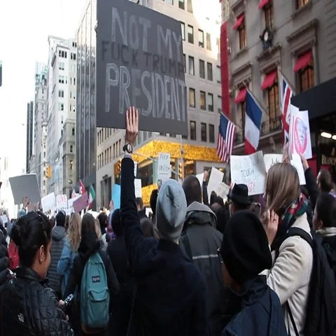 Donald Trump Waves Stock Videos – Royalty-Free HD & 4K Videos | Pond5