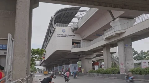 R&B Stations In Stock Videos – Royalty-Free HD & 4K Videos | Pond5