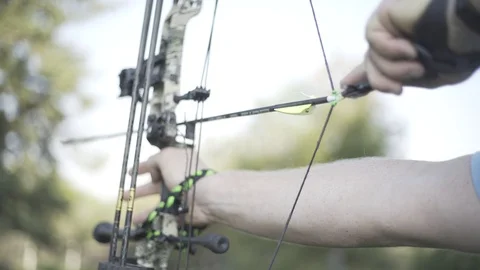 Bow To Draw Stock Videos – Royalty-Free HD & 4K Videos | Pond5