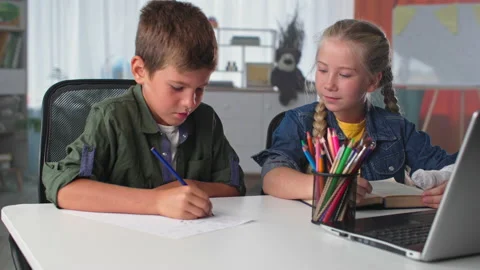 Cute Friendship Drawing Stock Videos – Royalty-Free HD & 4K Videos | Pond5