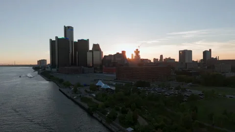 Drone shot of the city of Detroit. Centr... | Stock Video | Pond5