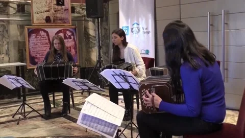 Comeback Of L Stock Videos – Royalty-Free HD & 4K Videos | Pond5