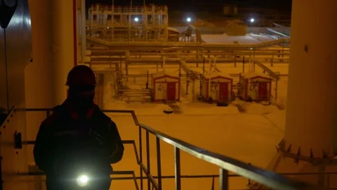 Emergency Worker Stock Videos – Royalty-Free HD & 4K Videos