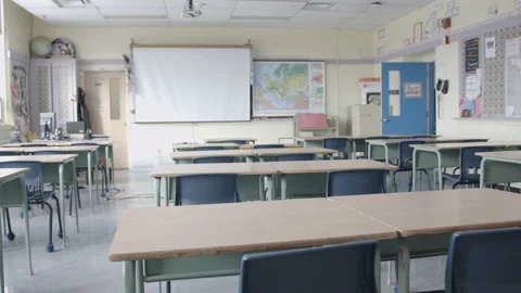Empty establishing shot of a classroom i... | Stock Video | Pond5