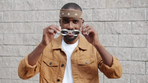 Putting From Sun Loop Stock Videos – Royalty-Free HD & 4K Videos | Pond5