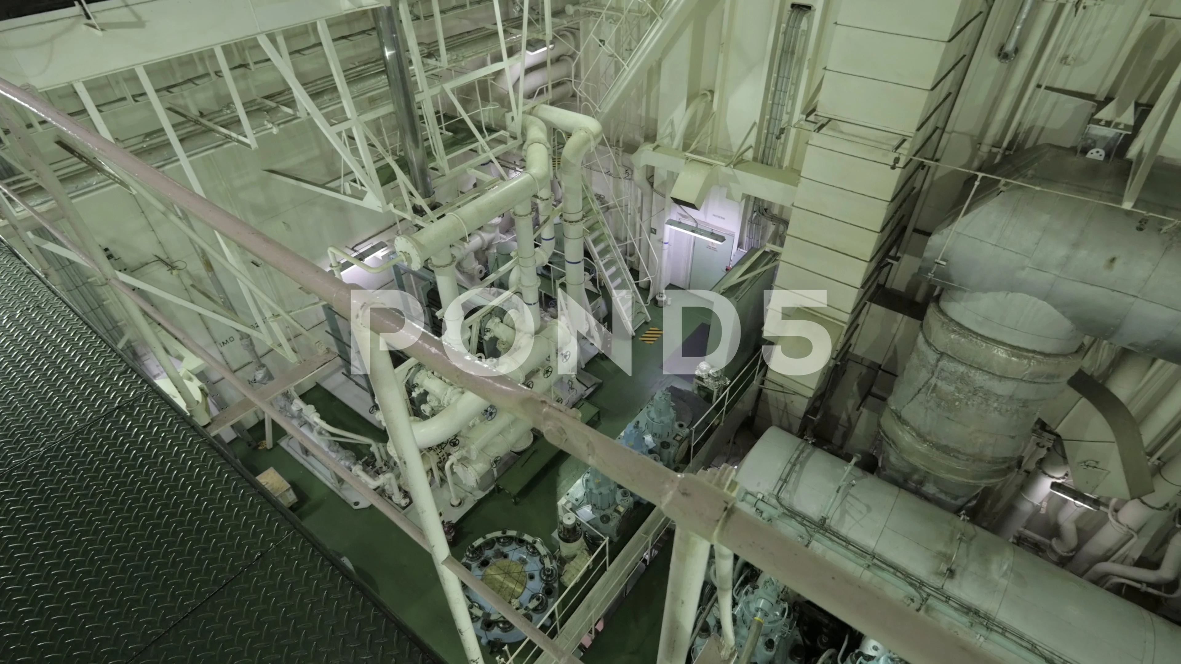 Large Ships Engine Rooms