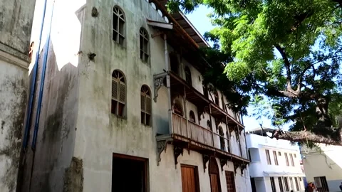 Establisher exterior wide shot of Old Mu... | Stock Video | Pond5