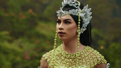 Expression Royal T Stock Videos – Royalty-Free HD & 4K Videos | Pond5