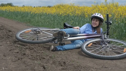 Fall off the bike. | Stock Video | Pond5