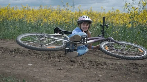 A fallen bike. | Stock Video | Pond5