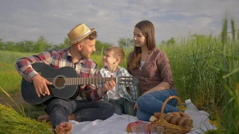 Musical Entertainment G Stock Videos – Royalty-Free HD & 4K Videos