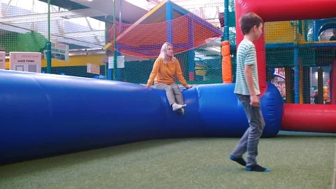 Familyguy Game Stock Videos – Royalty-Free HD & 4K Videos