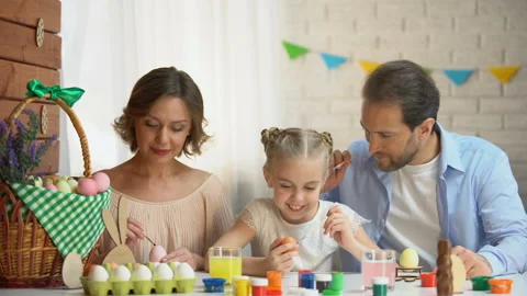 Paint Tickling Stock Videos – Royalty-Free HD & 4K Videos