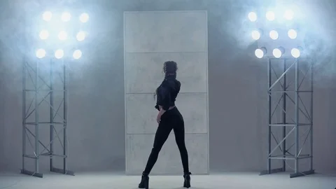 Vogue Dance Style Stock Videos – Royalty-Free HD & 4K Videos | Pond5