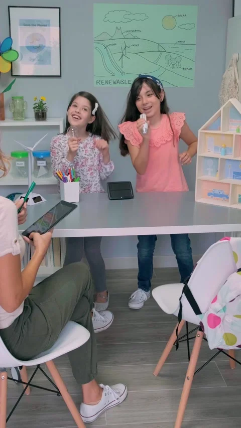 Classroom Tune Videos Stock Videos – Royalty-Free HD & 4K Videos