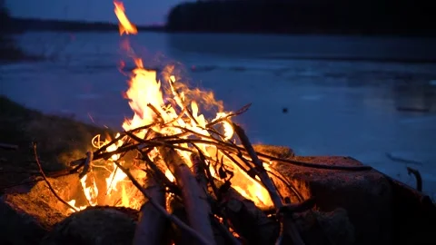 fire4Beautiful Bonefire on the Bank of t... | Stock Video | Pond5