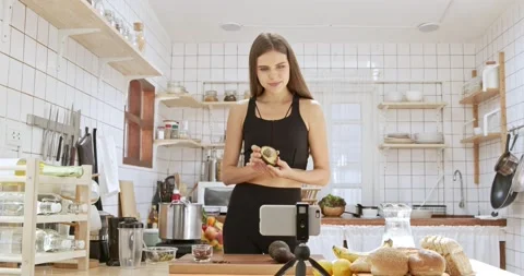 Live Video Sports Stock Videos – Royalty-Free HD & 4K Videos | Pond5