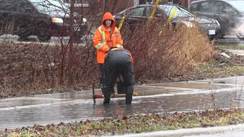 Flash flooding and heavy rain in city st... | Stock Video | Pond5